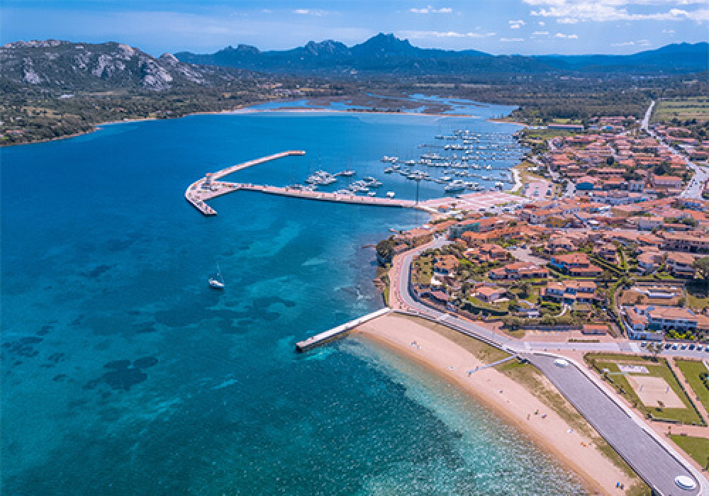 Hotel Cannigione Costa Smeralda Resort Cala di Falco Il Borgo und La ...