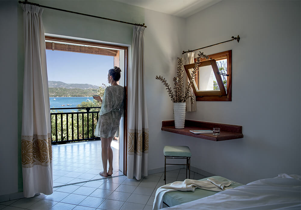 Hotel Cannigione Costa Smeralda Cala di Falco Hotel: Rooms and Seaview ...